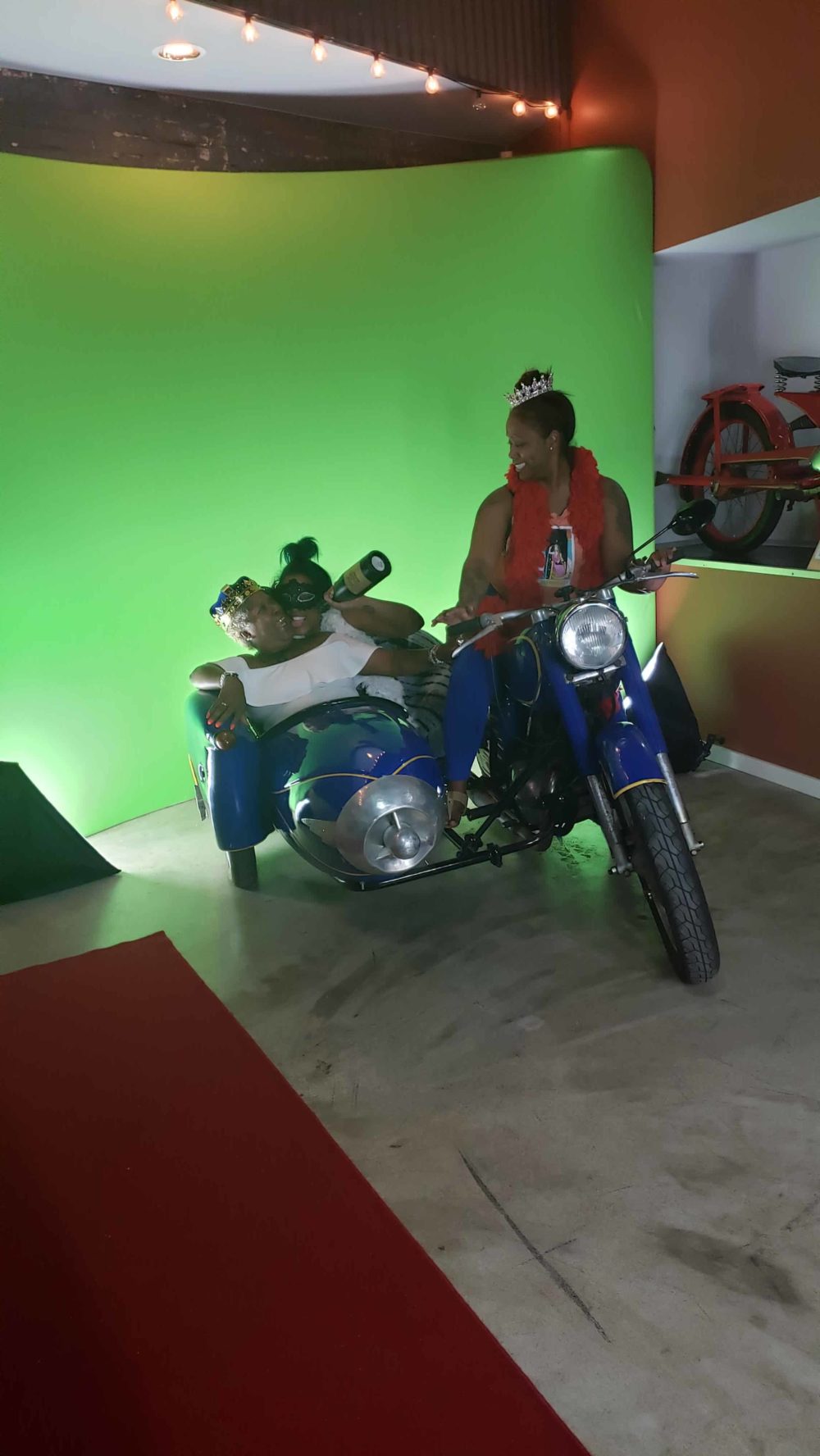 Green Screen! – Megalux Photo Booth #1 Photo Booth Rentals